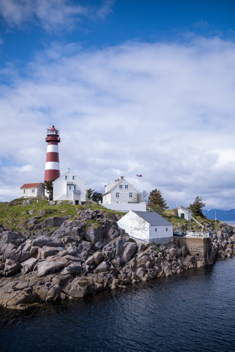 Lighthouse of Skrova – Grasshopper Geography